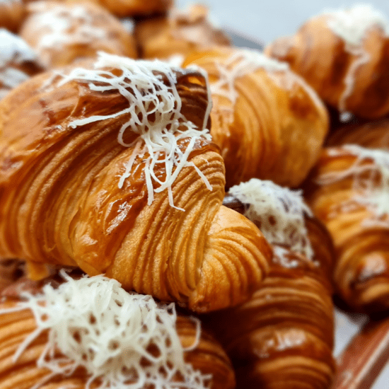 Cheese Butter Croissant medium size (45 gram +) - Munich Finest Bakery