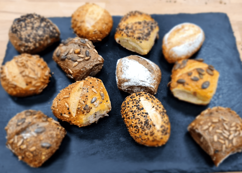 Organic Party Semmeln, Organic Party buns, mixed 12 piece, only ...